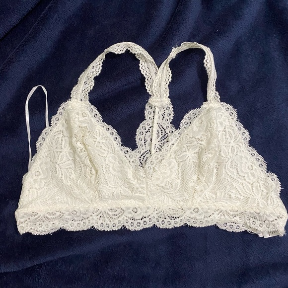 Intimates & Sleepwear | Set Of 2 Lace Bralettes Black And White | Poshmark